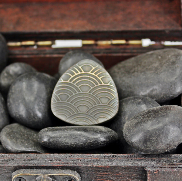 Fidget lucky coin pick stainless steel with Japanese Daruma – Qerim37